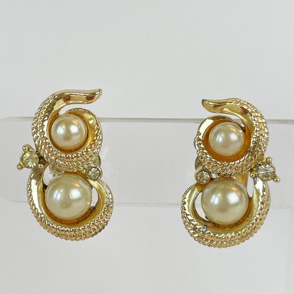 Lisner | Jewelry | Vintage Earrings Lisner Faux Pearl Crystal Gold Tone ...